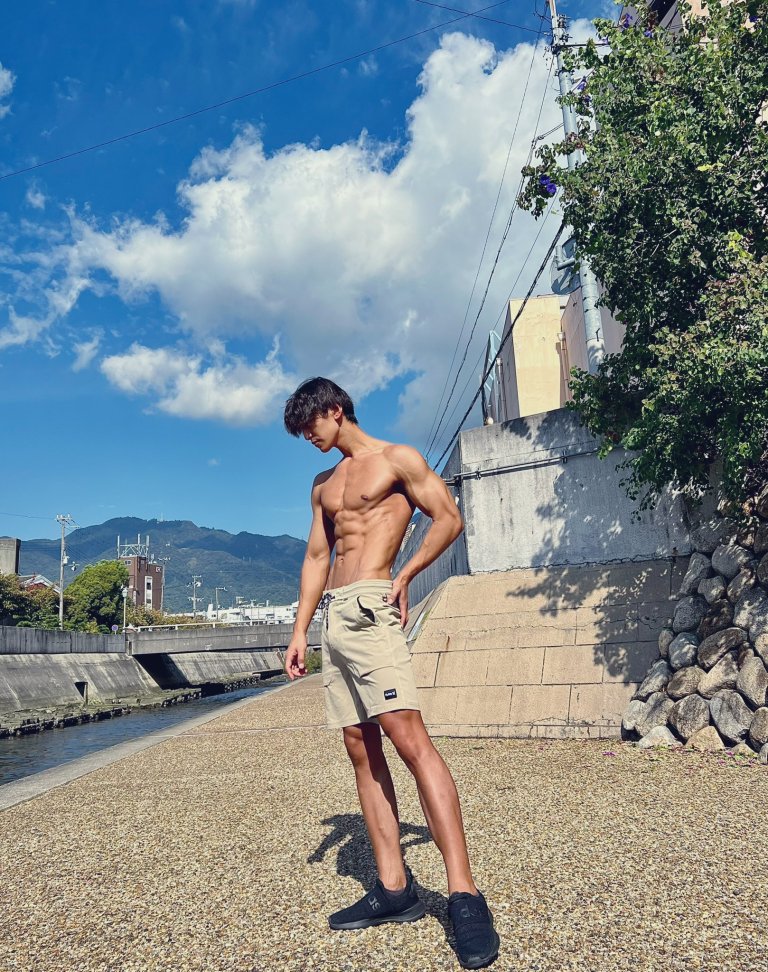 Spooning Good Singing Gum – Queer and Loathing in America